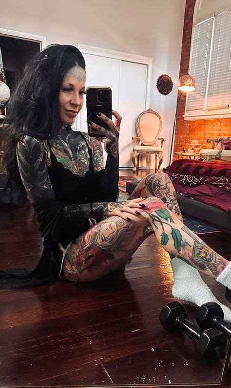 Women With Full Body Tattoos