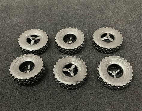 Model Kit Kamaz 43509 Rally Dakar 2022 Kamaz Master Zvezda 135