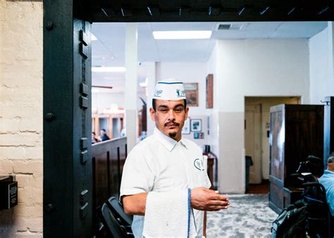 30 Server Interview Questions With Answer Examples UpMenu