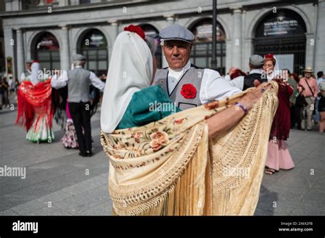 Mature Dancers Dance The Traditional Chotis During The San Isidro