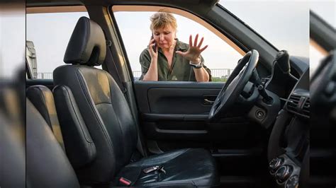 What To Do If You Lock Your Keys In Your Car Drive