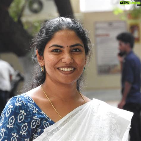 Reshmi Karthigeyan Wiki Biography Age Gallery Spouse And More