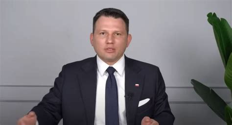 Poglądy Mentzena Zaczynają Docierać Tąpnięcie W Sondażu Nawrocki