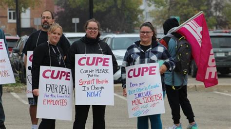 Cupe 882 On Strike After Latest Offer To City Is Rejected Panow