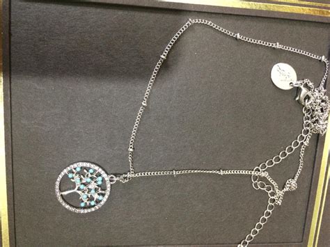 Кулон з цепочкою — ціна 125 грн у каталозі Підвіски Купити аксесуари за доступною ціною на Шафі