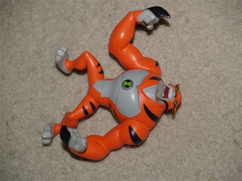 Ben 10 Ultimate Alien Rath Figure Bandai 4629863490