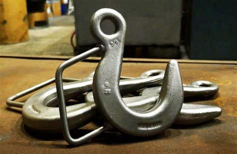 Component Lifting Handles