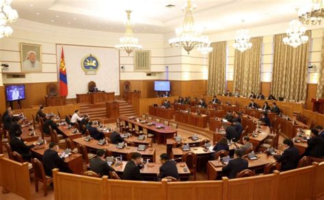 Хөрөнгө оруулалтын тухай хуулийн шинэчилсэн найруулгын төслийг хэлэлцлээ