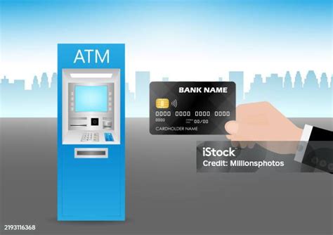 Atm자동 입출금기가 있는 신용 카드 Atm 카드 또는 직불 카드를 들고 있습니다 지불 인출 또는 이체 개념 교환에 대한 스톡