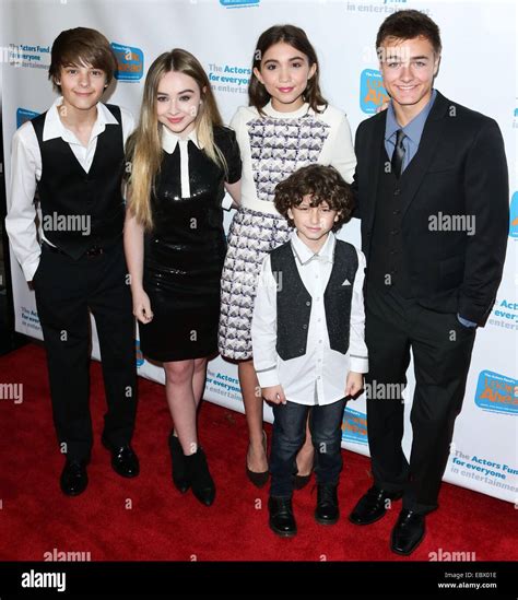 Peyton Meyer And Rowan Blanchard Banque De Photographies Et Dimages à