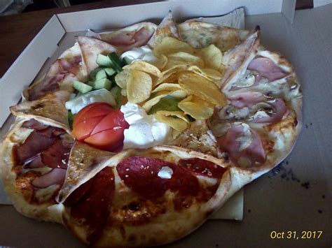 Pizza Joker Секоја пицерија си има свој заштитен производ кој си го има во нивната понуда