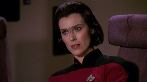 Star Trek Picard Gave A Surprise Next Generation Character Some Long
