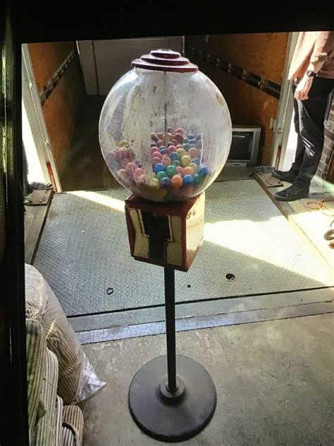 Red Black Metal Gumball Machine