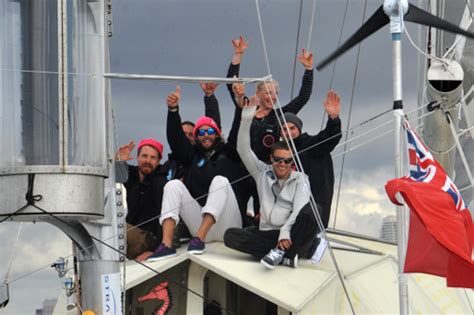 Plastiki, 20x60ft boat from 12,500 plastic bottles, sails 130 days ...