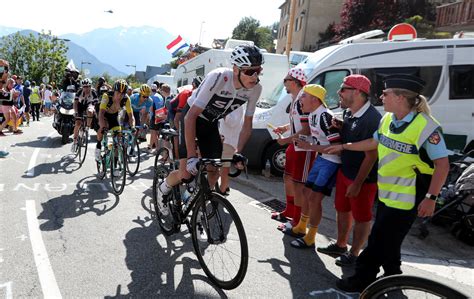 Cyclisme De La Grande Boucle à La Grande Bleue Le Challenge Insolite
