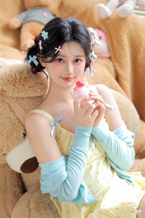 Ghim Trên Reference Poses