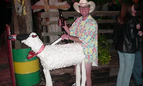 The 10 Most Inappropriate Halloween Costumes Of All Time Unofficial