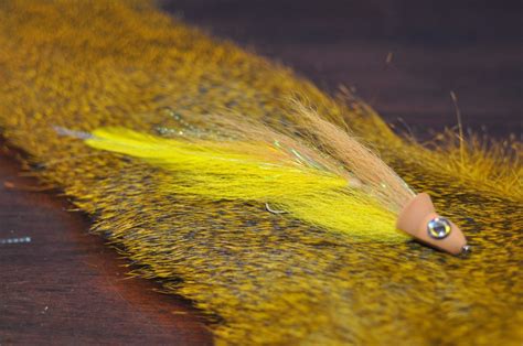 Cj S Sluggo Yellow And Tan Flys And Guides Largest Selection Of