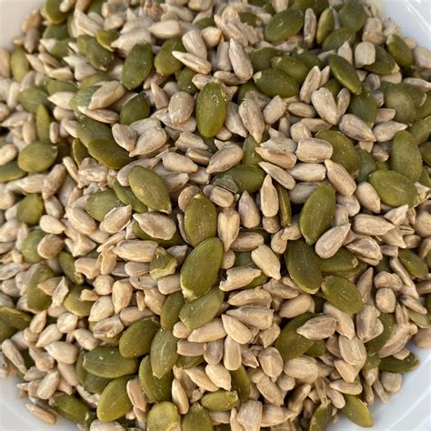 Nuts And Sunflower Seeds Vitamin At Eva Facy Blog