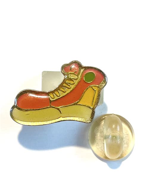 1988 Sneaker Pins Deadstock Container