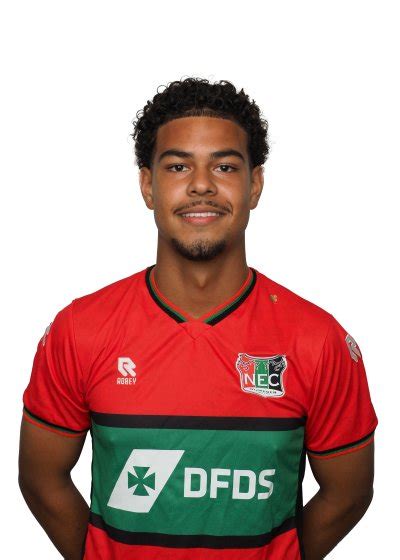 N E C Gino Grootfaam