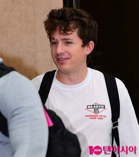 더쿠 [단독][ten포토]찰리 푸스 Charlie Puth 한국은 즐거워~