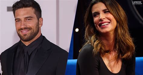 Alvise Rigo Si Spoglia Le Nuove Foto Del Fidanzato Di Elisabetta