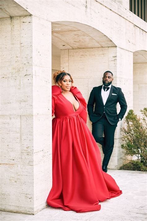 A Classic Chic Engagement Session At The Kreeger Museum In Washington D C Black Bride