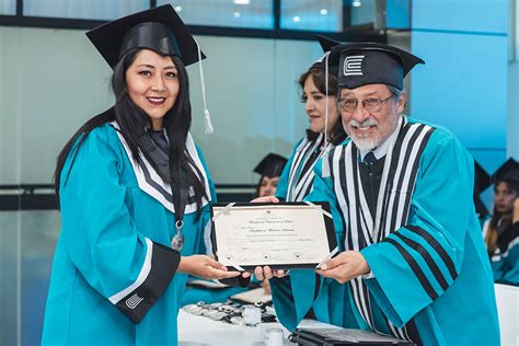 Huancayo Ceremonia De Graduación Febrero