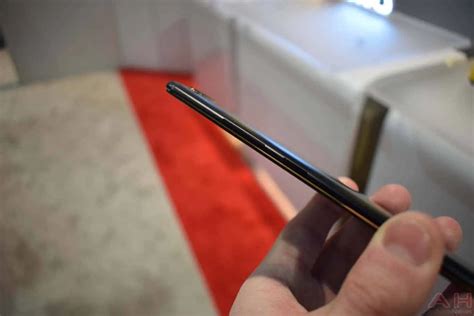 Hands On With Synaptics Clear Id In Display Fingerprint Sensor Ces 2018