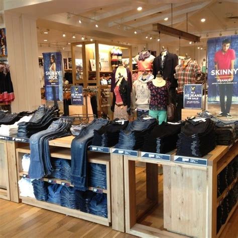 Store Interior 1 Denim Display Store Interior American Eagle Store