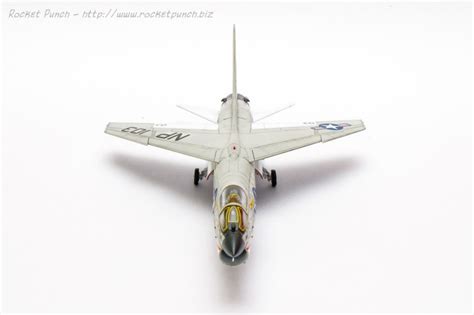 Completed Academy 1 72 Vought F 8e Crusader Rocket Punch