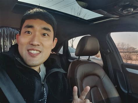 짱구아빠중고차 인스타를 통해 문의주신 고객님 아우디a4 차량을 알아보고 계셨는데여~ 일때문에 방문이