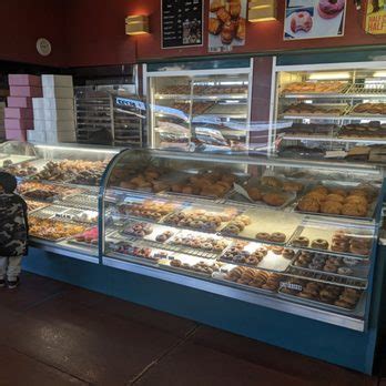 Happy Donuts Updated January 2025 302 Photos And 409 Reviews 3916