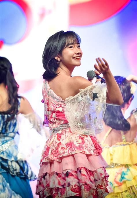 Pin Oleh Brianrev Di Fureya Foto Gadis Cantik Wajah Gadis Gadis