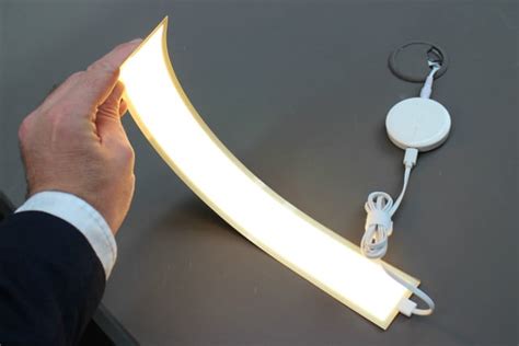 Lg Display Showcases Flexible Oled Lamps That Can Last For More Than 13 Years Gizmochina