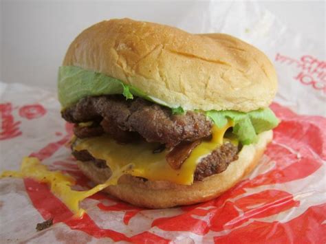 Review Wendys Giant Jr Bacon Cheeseburger