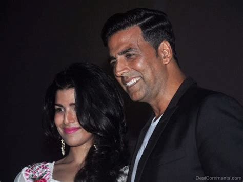 Nimrat Kaur With Akshay Kumar Pic Desi Comments