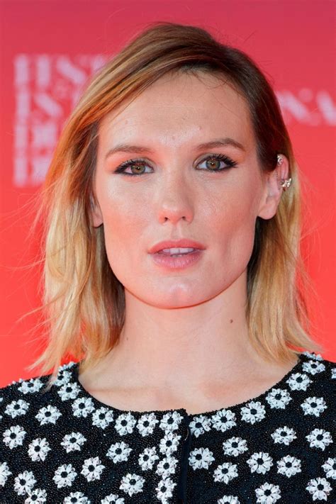 Picture Of Ana Girardot
