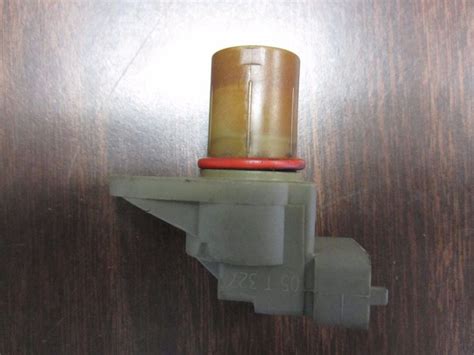 Bmw E60 M5 E63 E64 M6 S85 V10 Camshaft Position Sensor Cps 7 834 490