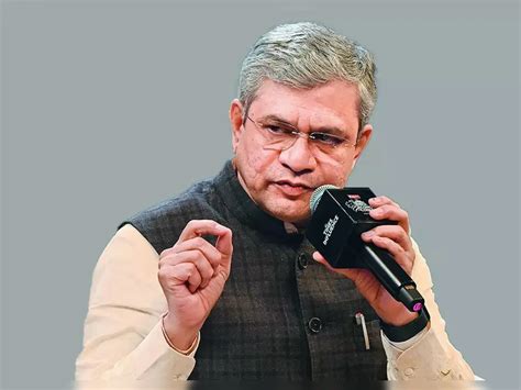 Aadhaar Act Aadhaar Amendment For Private Sector Does Not Violate Sc