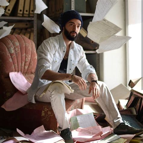 غمگین تنهایی پسرونه نگارخانه متن نگار