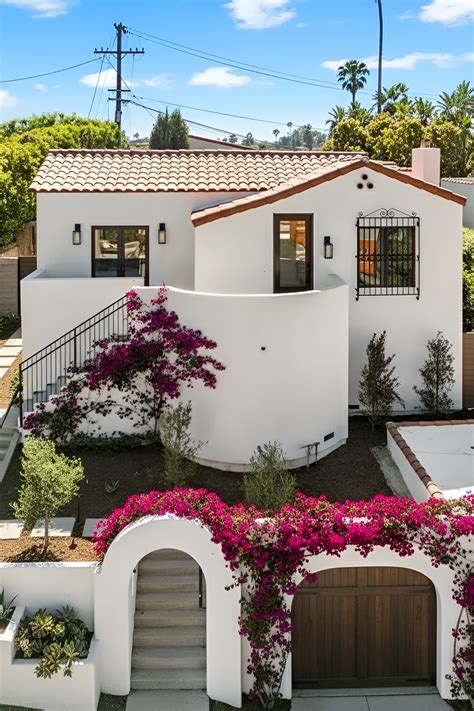 15 Stunning Modern Spanish Style Home Exterior Ideas For A Timeless Look