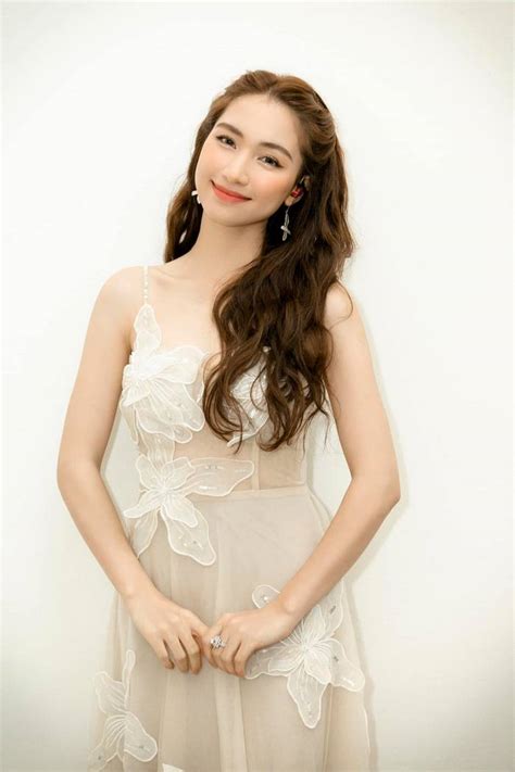 Nh H A Minzy Sexy M C Bikini L V Ng M T C Ng T Genz Relax