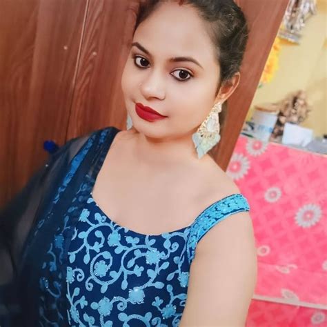Chitra Biswas Khan (@chitra1216) • Threads, Say more