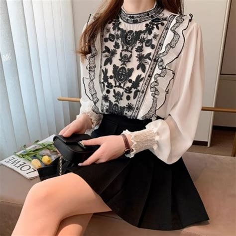 밀키부 봄신상빅사이즈 프릴 장미 꽃 자수 레이스 블라우스 노카라 라운드 퍼프 주름 소매 화이트 핑크 긴팔 여름 직장인 출근 셔츠 에스닉 블라우스 오피스룩면접출근룩