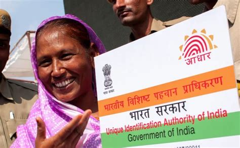 आधार कार्ड खो गया तो घबराने से पहले तुरंत करें ब्लॉक घर बैठे जाने पूरी प्रक्रिया