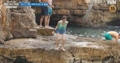 라미란·곽선영·이주빈·이세영 이탈리아 여행···텐트 밖은 유럽