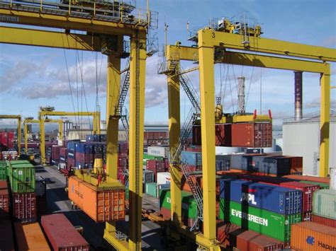 Liebherr Container Cranes Supplies Hybrid Gantry Crane To Doyle Shipping Group Heavy Lift News