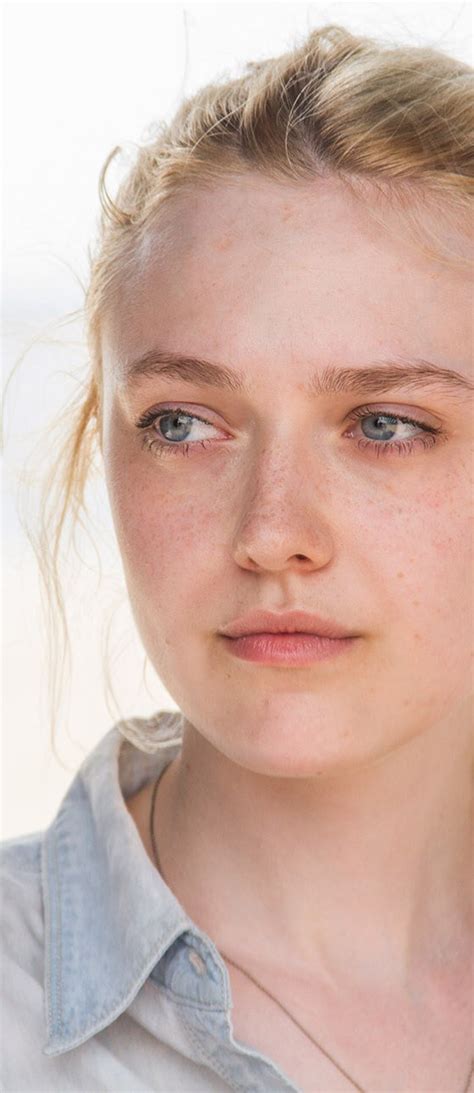 1664x3840 Resolution Cute Dakota Fanning 1664x3840 Resolution Wallpaper Wallpapers Den